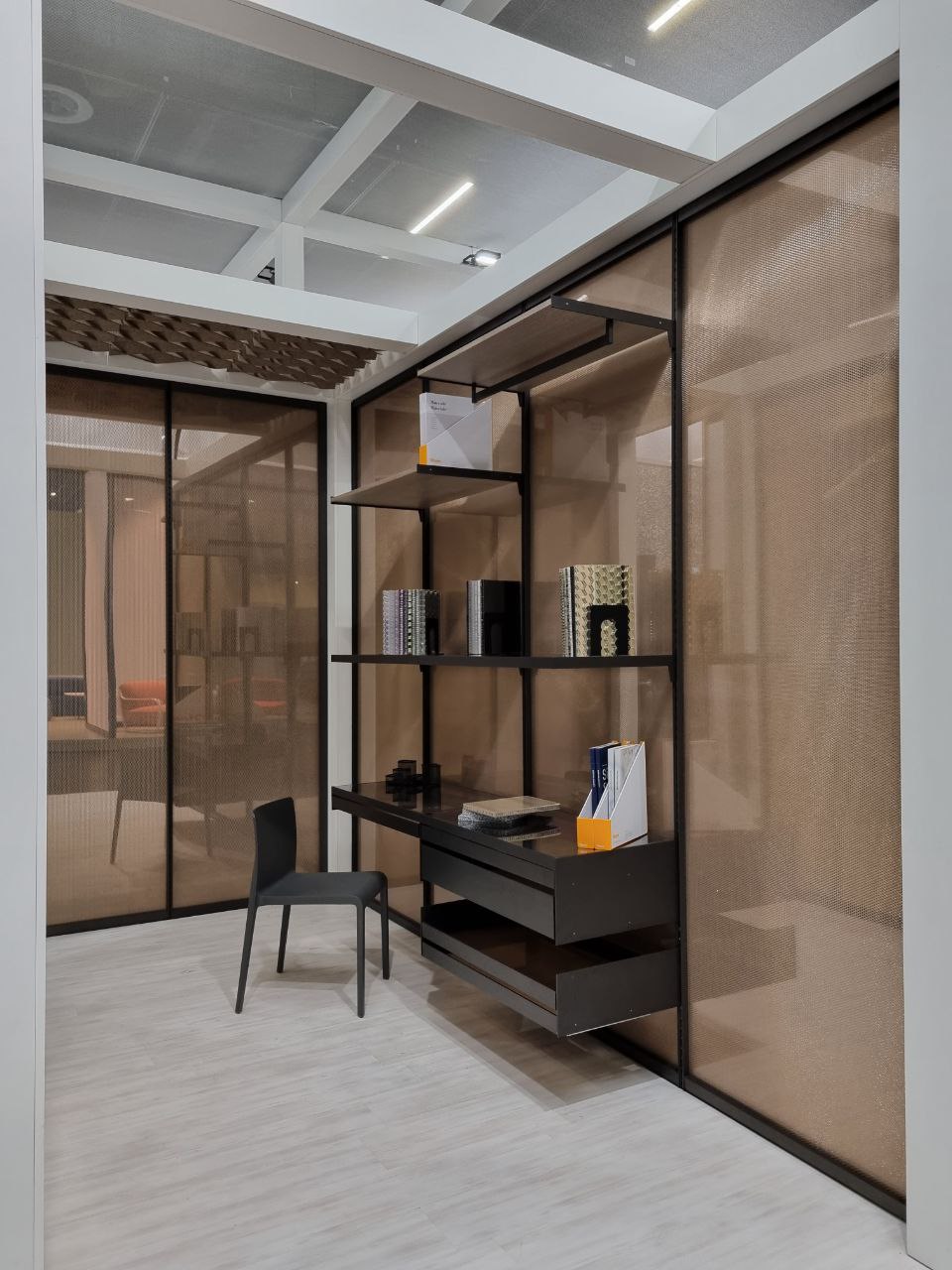 Custom walls for offices Loop - Bencore